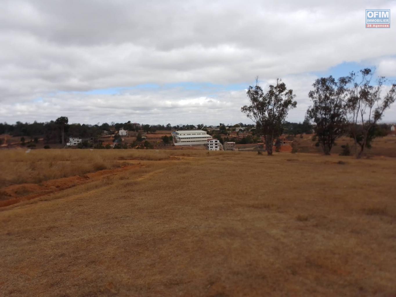 Vente - Terrain - ANTANANARIVO (TANANARIVE) - TERRAIN DE 17080 M2 A ...