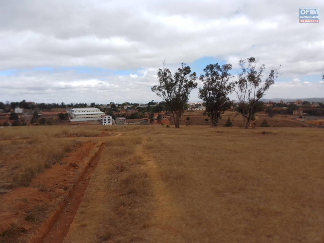 Vente - Terrain - ANTANANARIVO (TANANARIVE) - TERRAIN DE 17080 M2 A ...