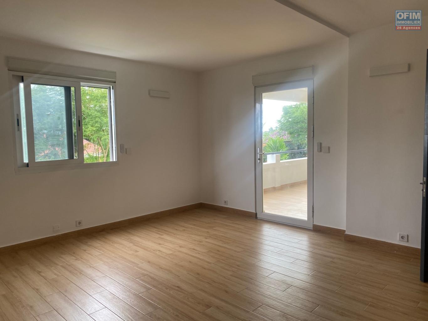 Location - Appartement - ANTANANARIVO (TANANARIVE) - A louer un bel appartement T4 spacieux à ...