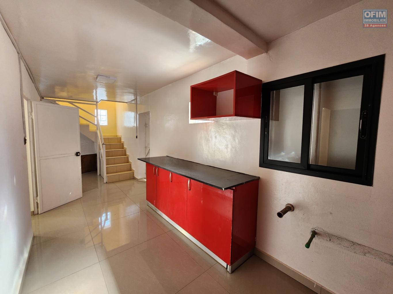 Location - Maison / Villa - ANTANANARIVO (TANANARIVE) - À louer une ...